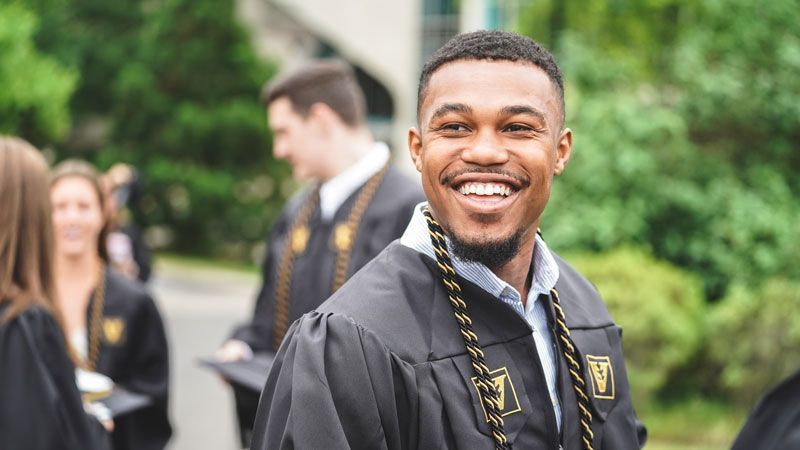 More than 1,400 SEC student-athletes earn degrees