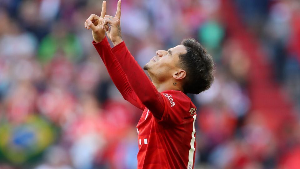 Philippe Coutinho faz história com seu primeiro gol pelo Bayern de ...
