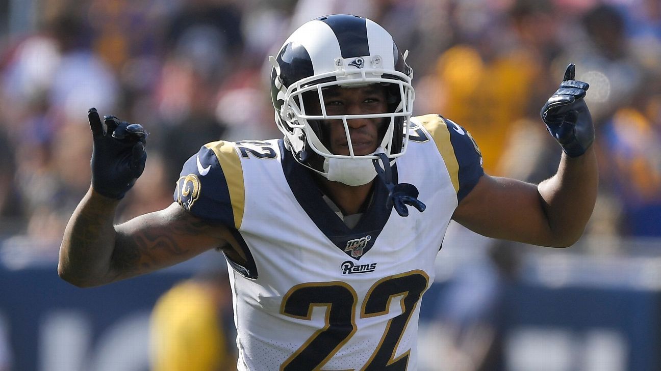 Rams envían a Marcus Peters a los Ravens por Kenny Young - ESPN