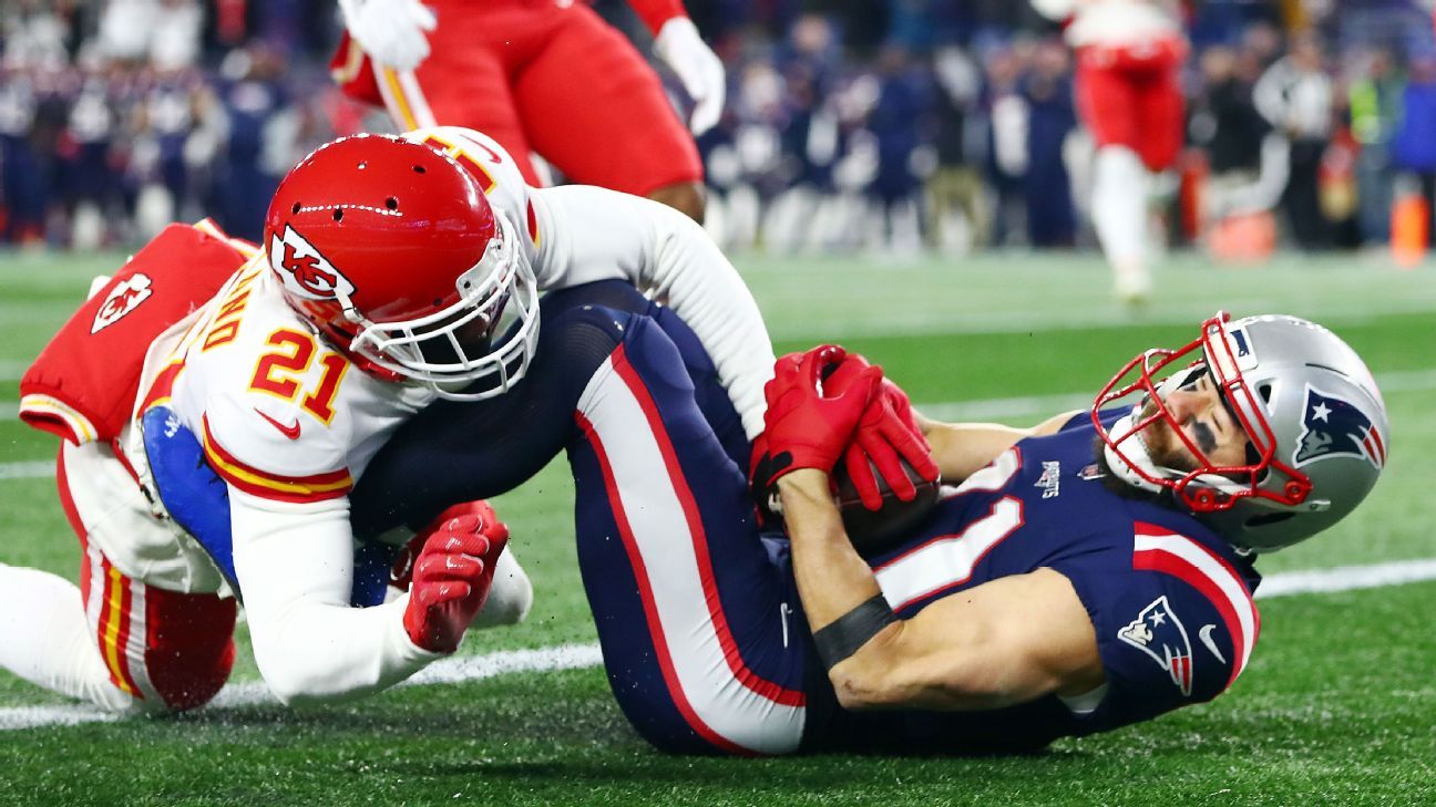 Patriots Chiefs Exchange Trick Plays In First Half ESPN Patriots Chiefs Exchange Trick Plays In First Half ESPN