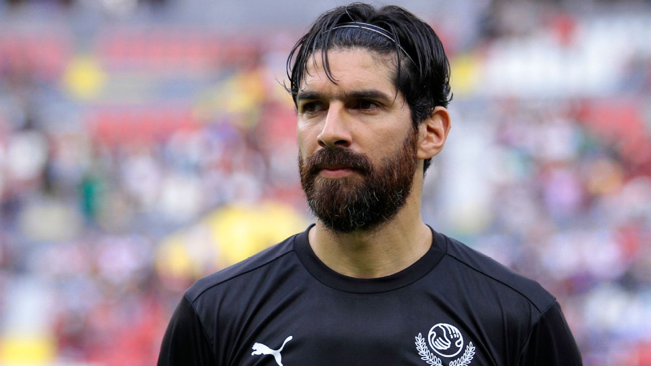 Sebastián 'Loco' Abreu tuvo dos propuestas de México para dirigir - ESPN