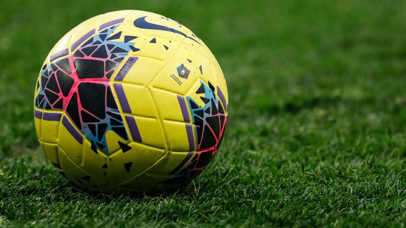 La crisis por el coronavirus podría orillar al futbol a manejar los ...