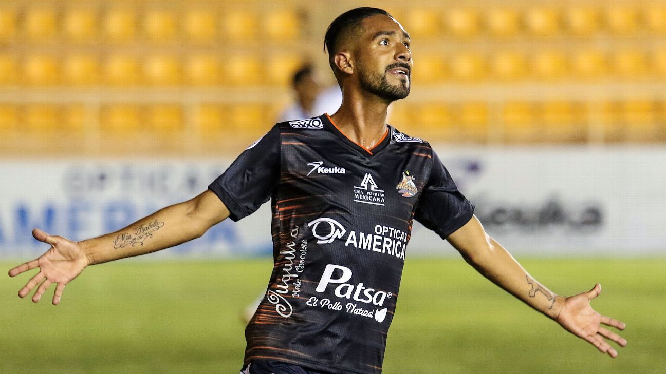 Guarch: "Piden no saludar y a los dos minutos tenemos contacto con el ...