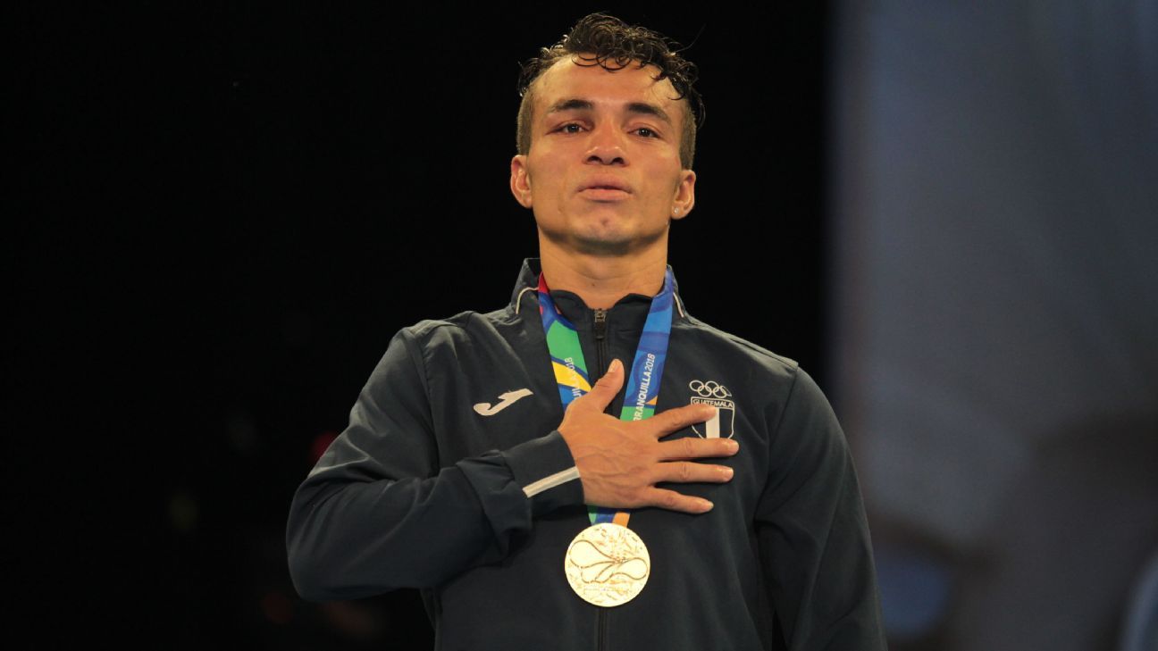 Juan Reyes: De vendedor de periódicos a conquistar el oro en el boxeo ...