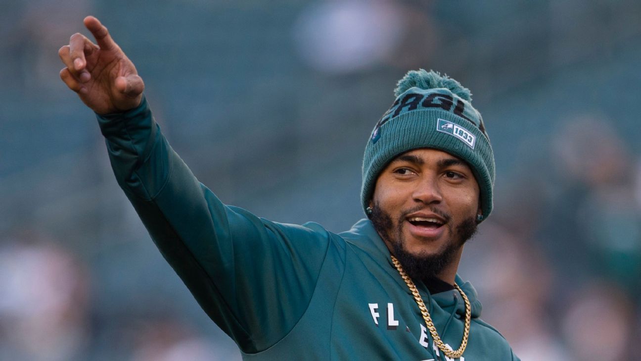 Eagles: DeSean Jackson personaliza tenis para honrar a George Floyd. - ESPN
