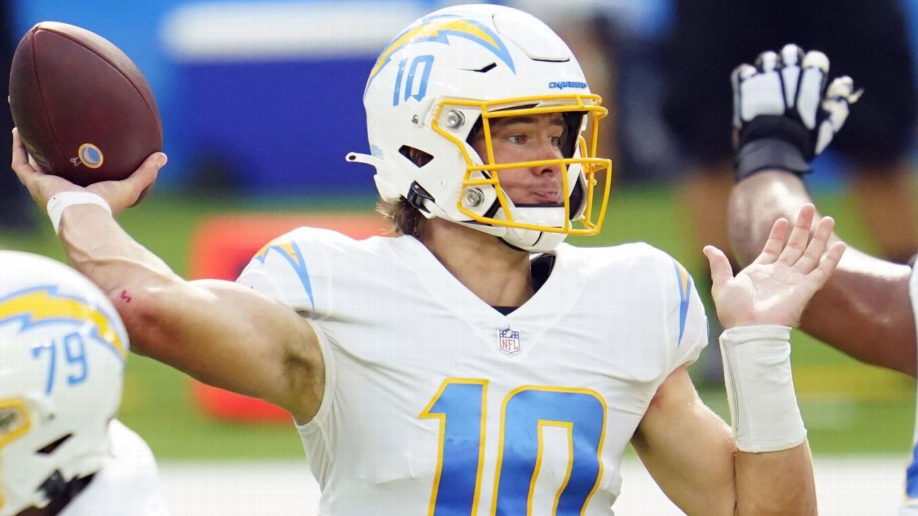 Justin Herbert has some second-game jitters as Chargers fall - ESPN ...
