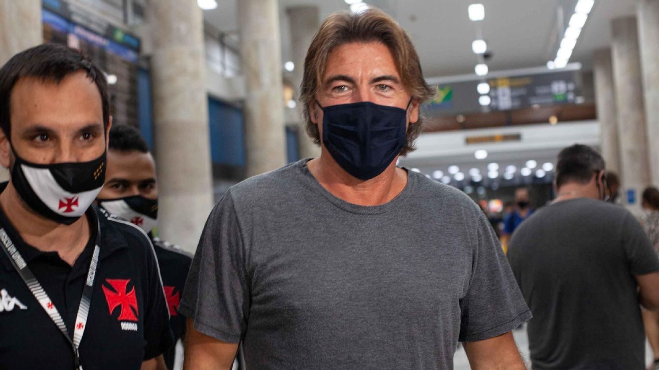 Vasco: Sá Pinto desembarca no Rio, analisa fase da equipe e promete ...
