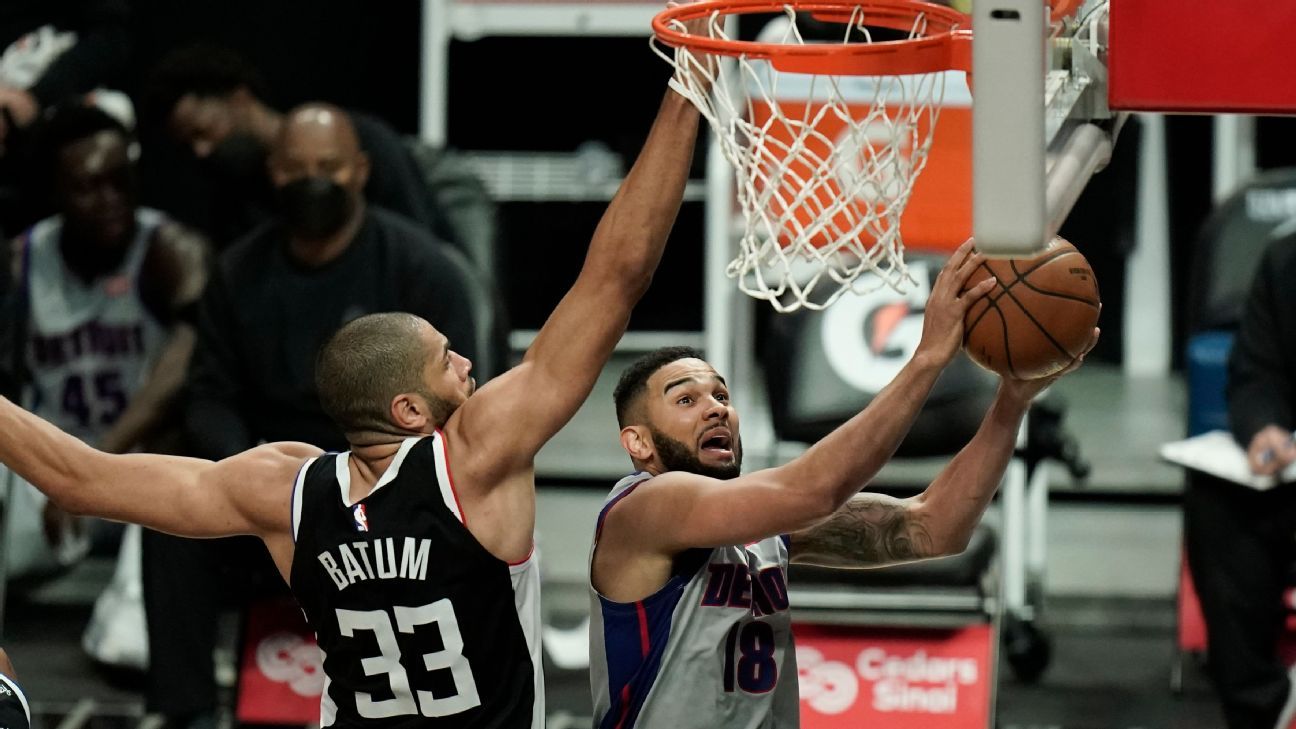 Paul George y Marcus Morris se combinaron para 65 puntos en triunfo de ...