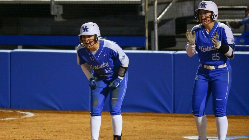 Peyton's walk-off HR completes Wildcats' series sweep