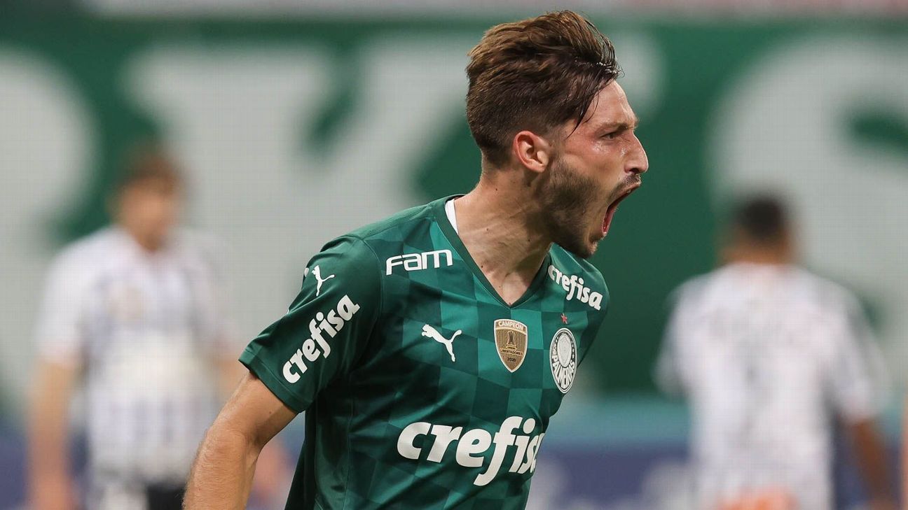 Jorge chega ao Brasil para fazer exames e assinar com Palmeiras; Viña ...