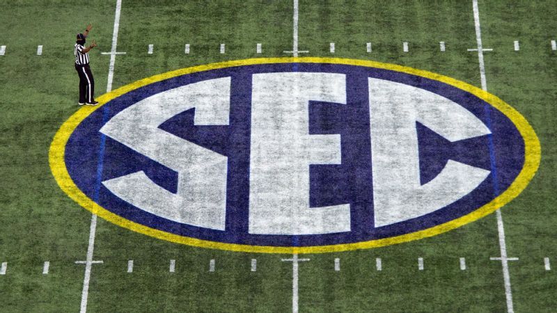 2021 SEC football awards announced