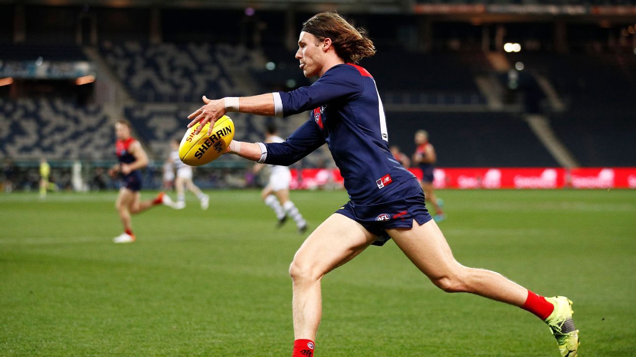 AFL Finals Melbourne Demons' Ed Langdon blasts Carlton Blues coach ...