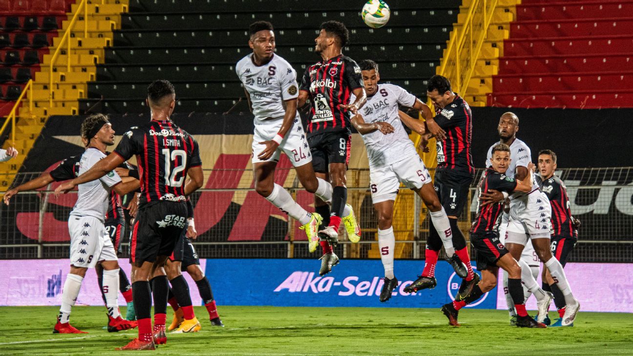 "He visto jugadores en un X6 cero kilómetros y en dos años tristemente ...