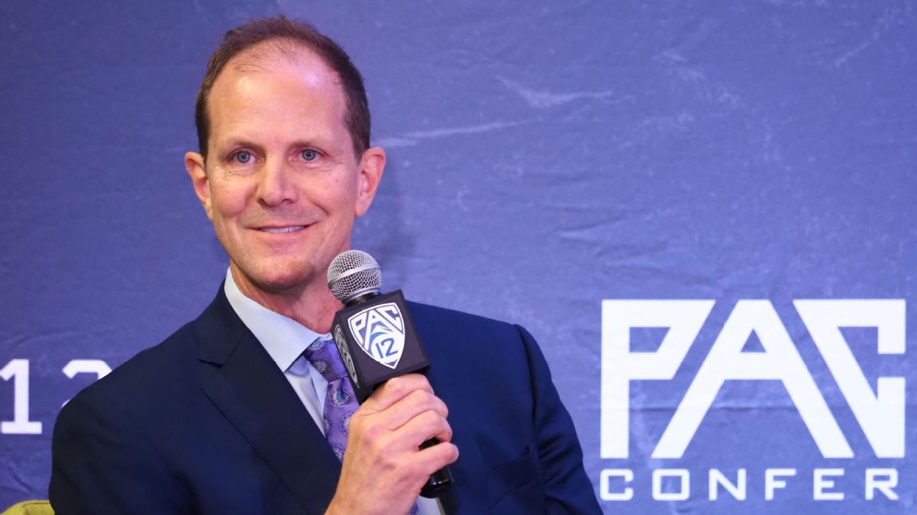 Washington to bring back coach Mike Hopkins for 7th season - ESPN