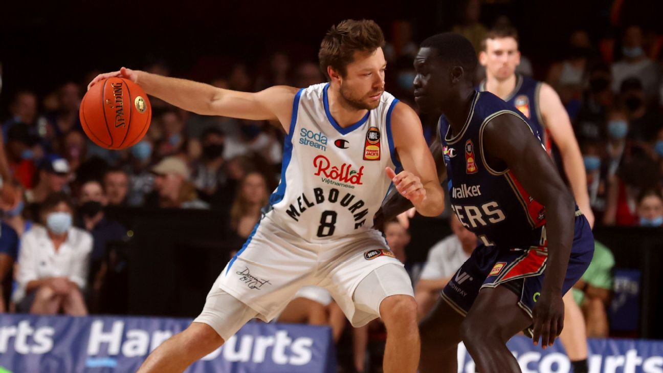 NBL Melbourne United win seven straight, down Adelaide 36ers - ESPN