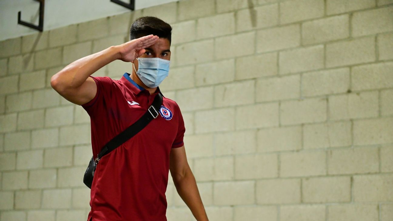 Cruz Azul mantiene negociaciones con 'Pol' Fernández para desvincularse ...