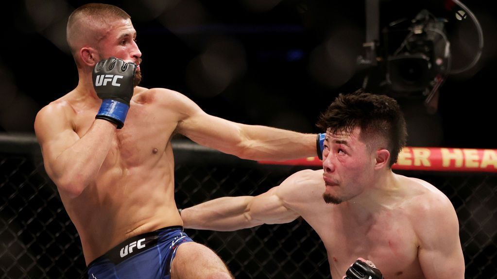 UFC 271: Americano supera diarreia e vence compatriota no card ...