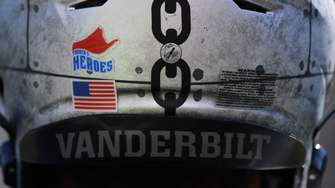 Vanderbilt football coach Clark Lea names Nick Howell defensive ...