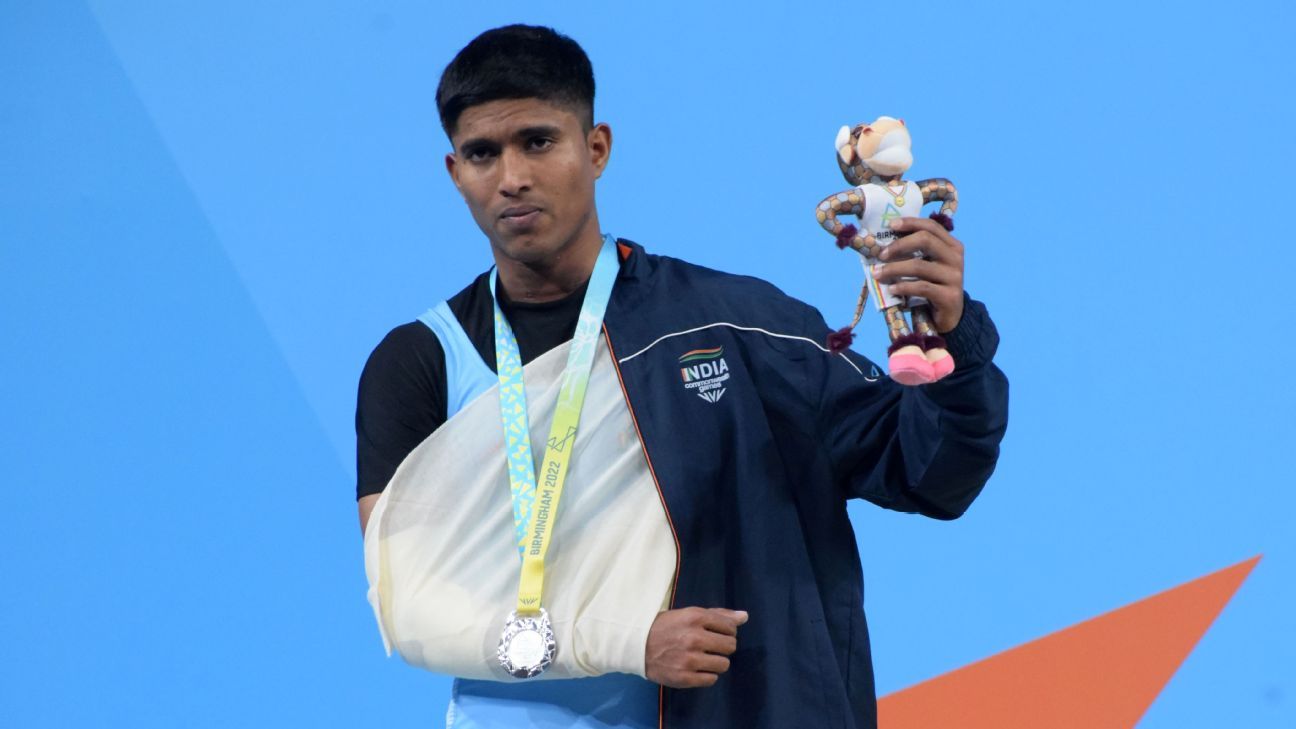 CWG 2022: Sanket Mahadev Sargar wins silver in 55kg weightlifting - ESPN
