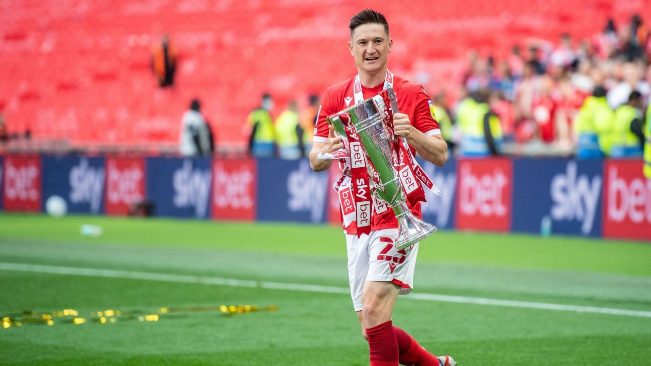 Joe Lolley joins Sydney FC from Nottingham Forest - ESPN