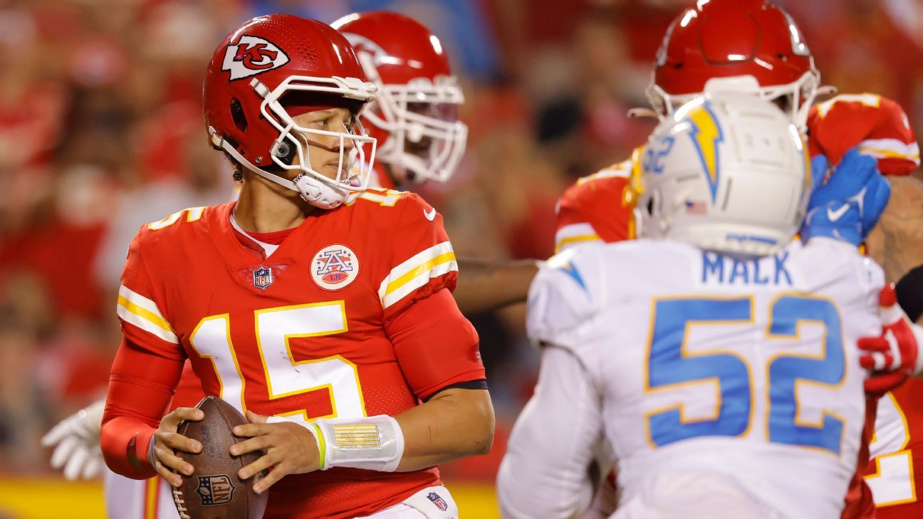 Kansas City Chiefs vira no último quarto contra o Los Angeles Chargers ...