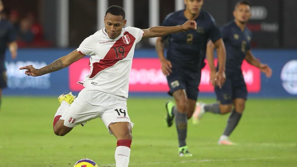 Bryan Reyna, la gran aparición en la Selección Peruana - ESPN