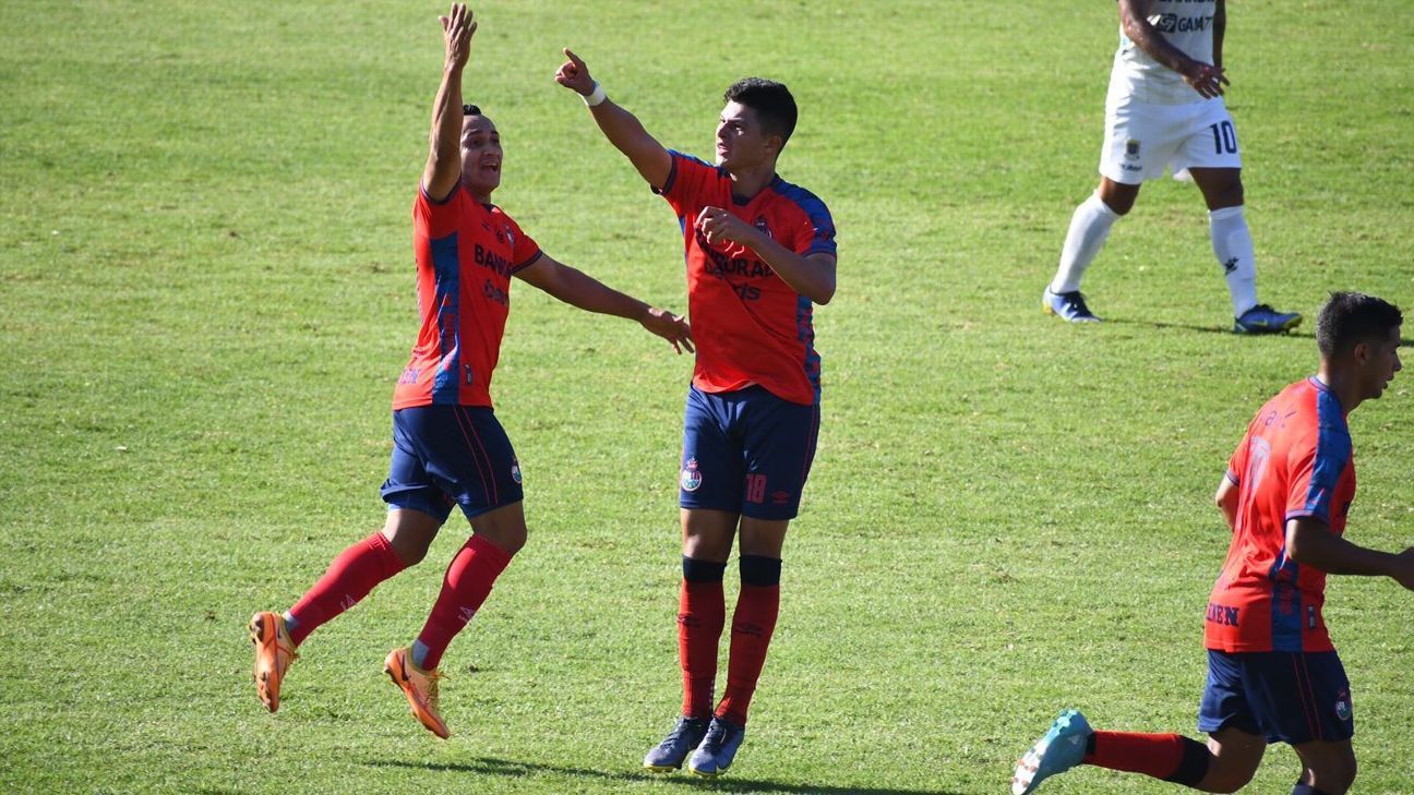 Jonathan Franco, seleccionado sub-20, porta por primera vez el gafete ...