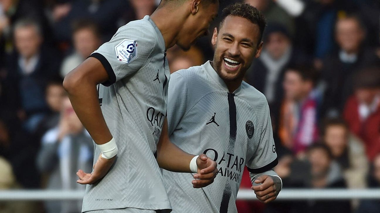 Com gol e assistência de Neymar, PSG vence jogo chave contra o Lorient ...