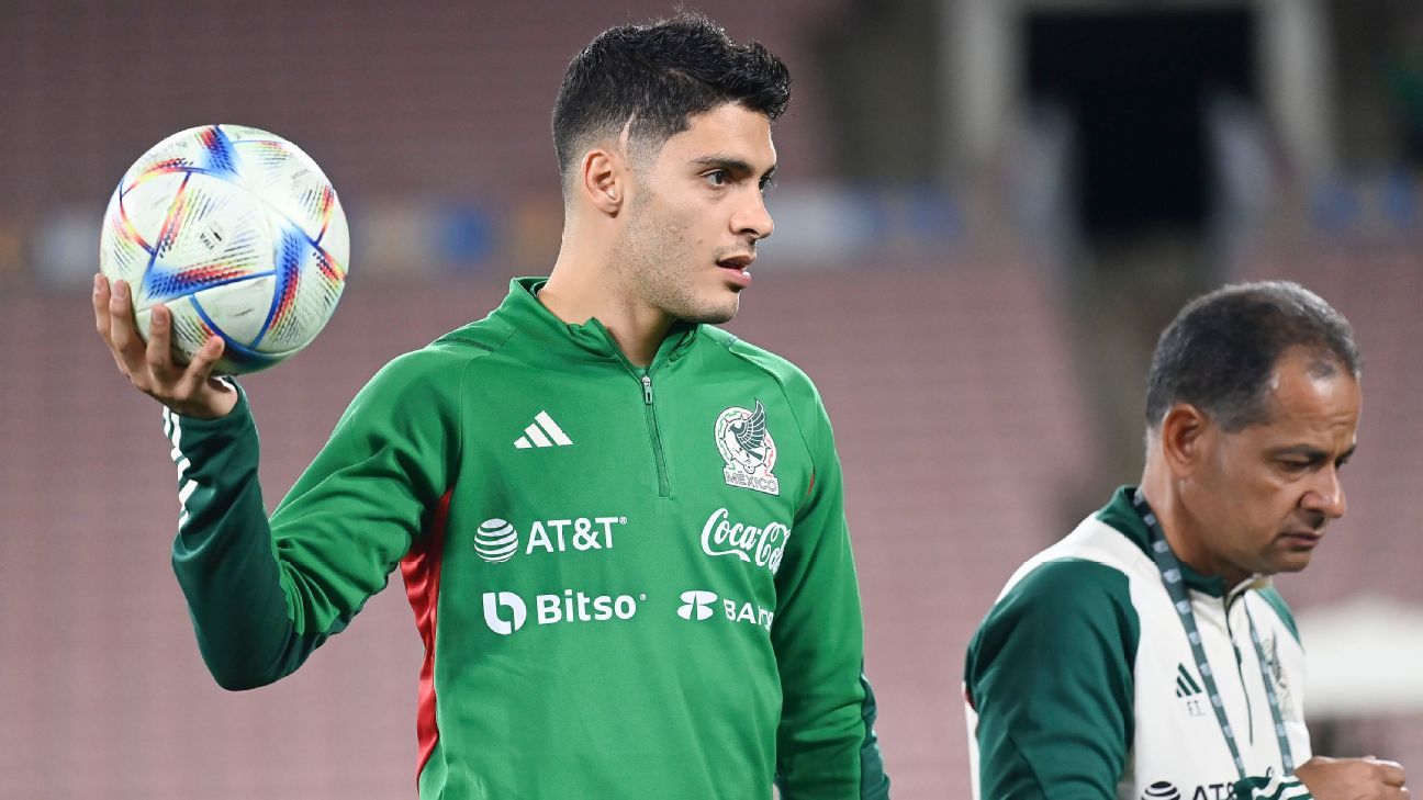 Raúl Jiménez reporta a la concentración de Selección Mexicana en Girona ...