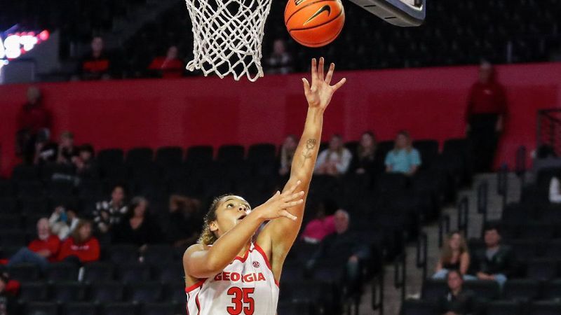 Nicholson, Smith pull double duty to pace Georgia