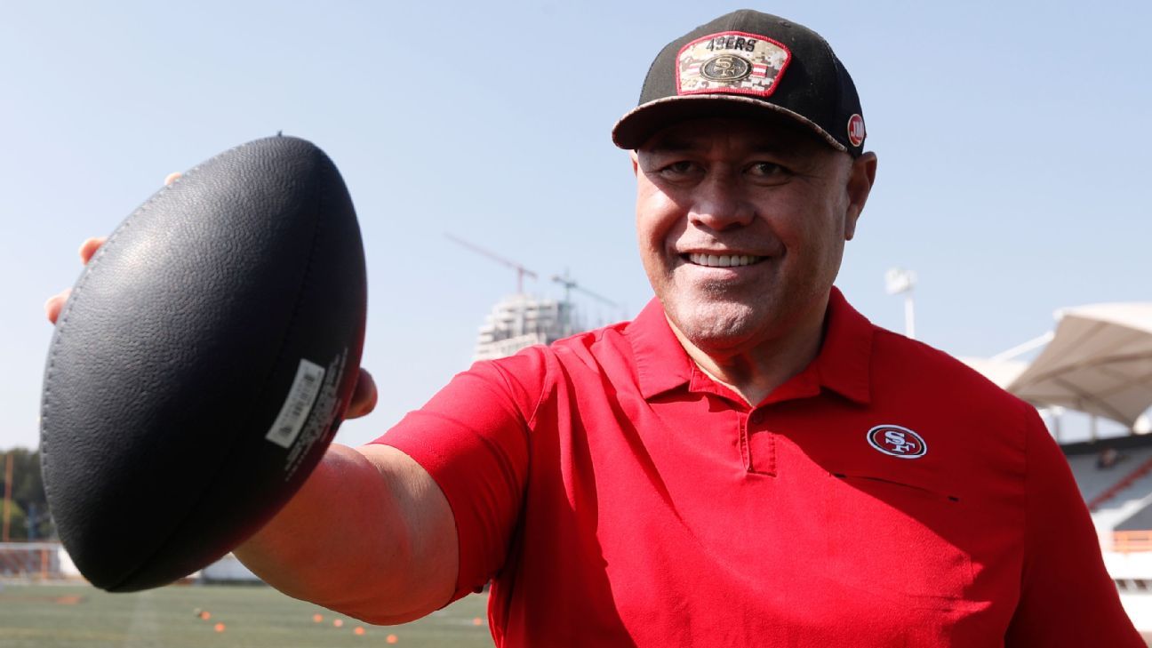 Jesse Sapolu, leyenda de los 49ers, ve a Jimmy Garoppolo al nivel de ...