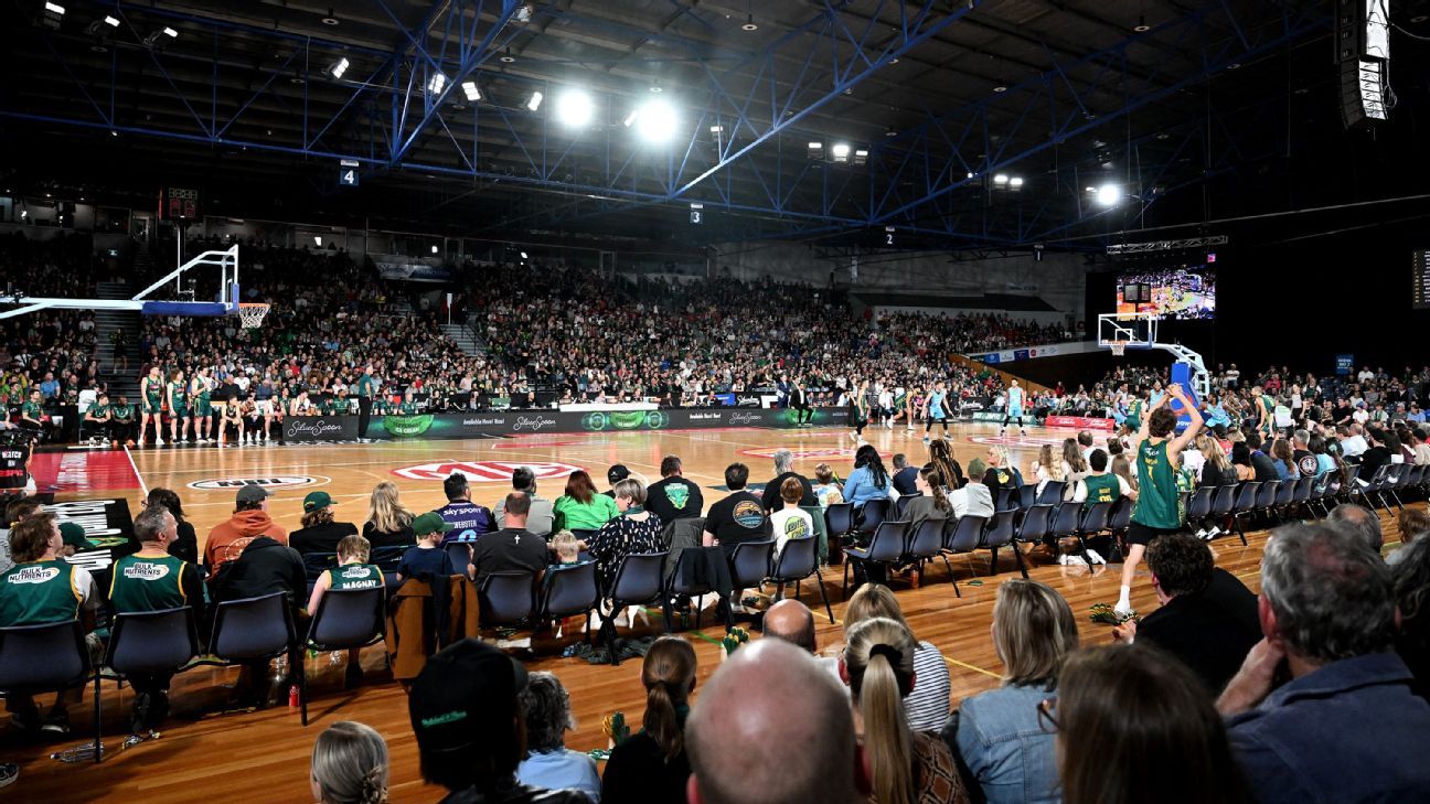 JackJumpers ban NBL fan over clapper throw - ESPN