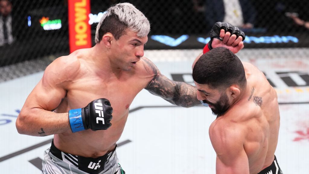 Alessandro Costa é nocauteado por Amir Albazi e estreia com derrota no ...