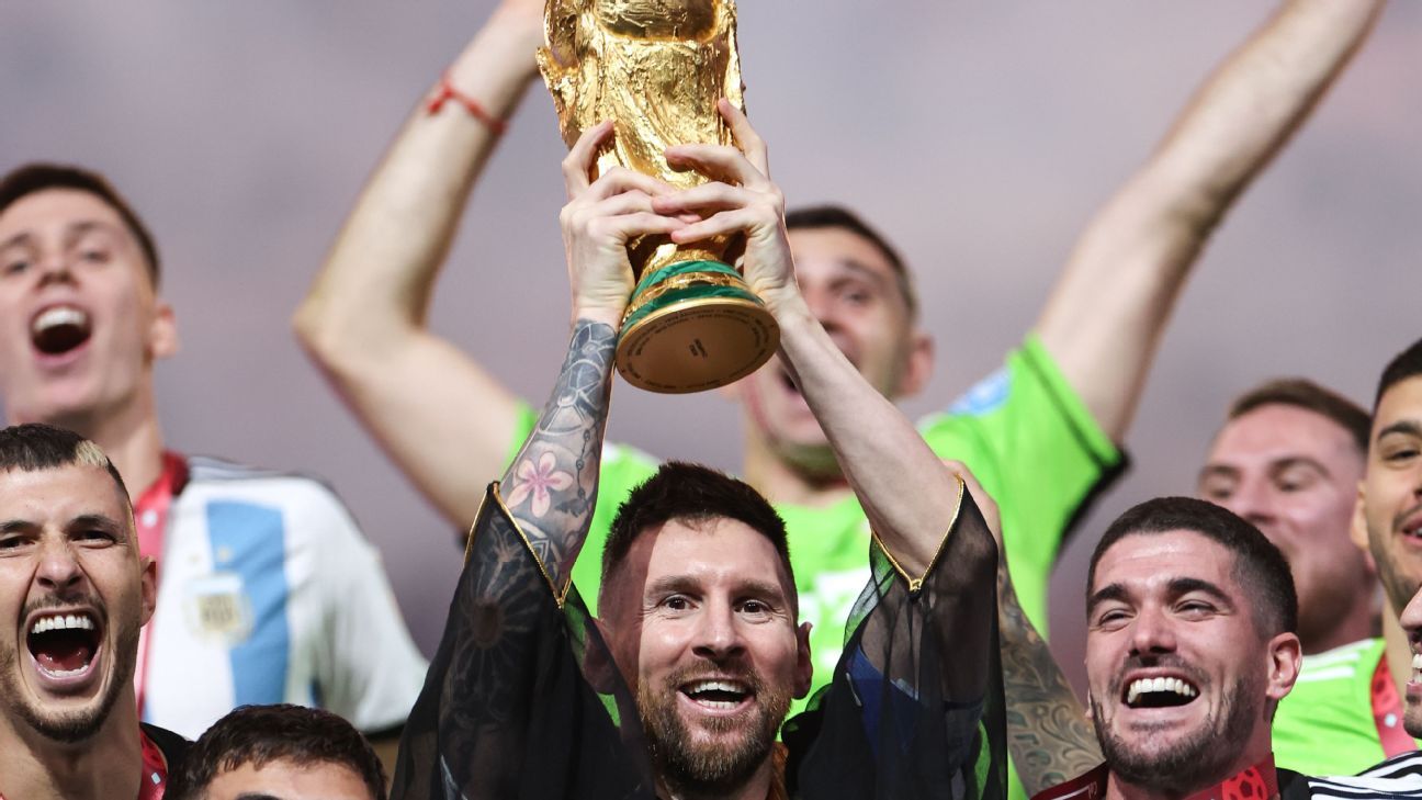 Com Copa do Mundo, Messi fica a um passo de 'gabaritar' títulos da ...