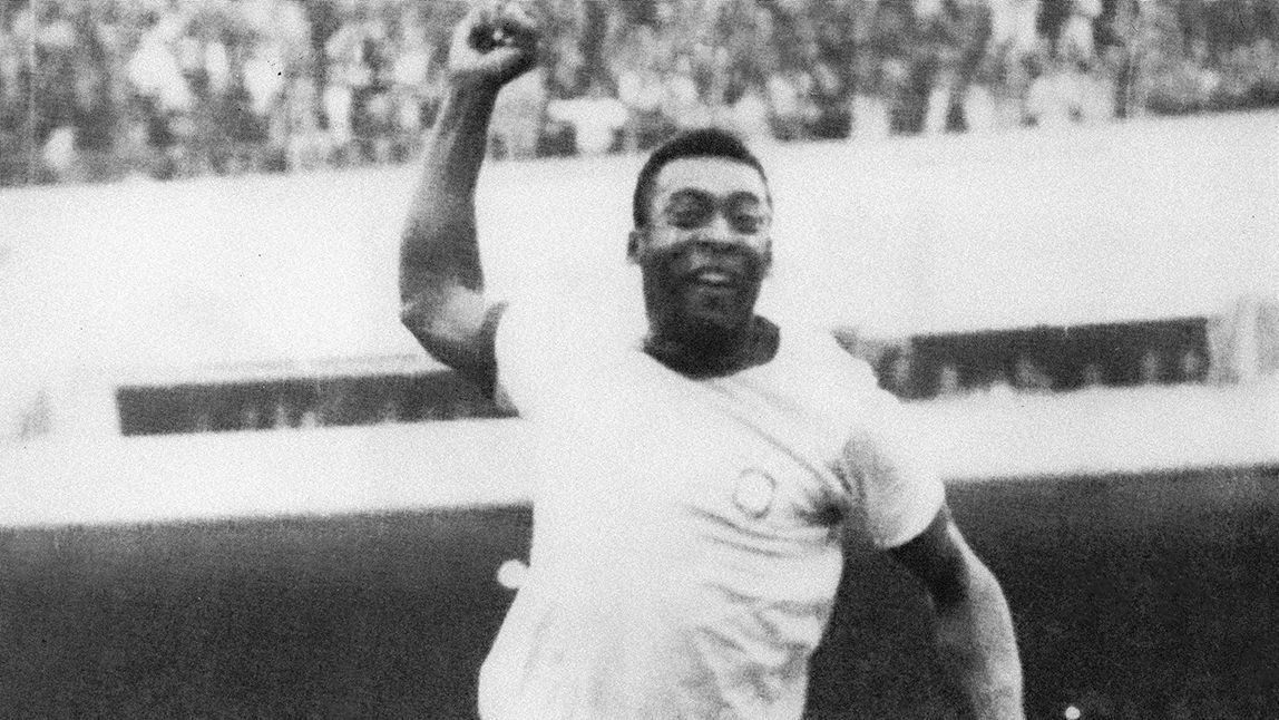 Revolta com torcida e golaço da carreira: como nasceu o 'soco no ar', a ...