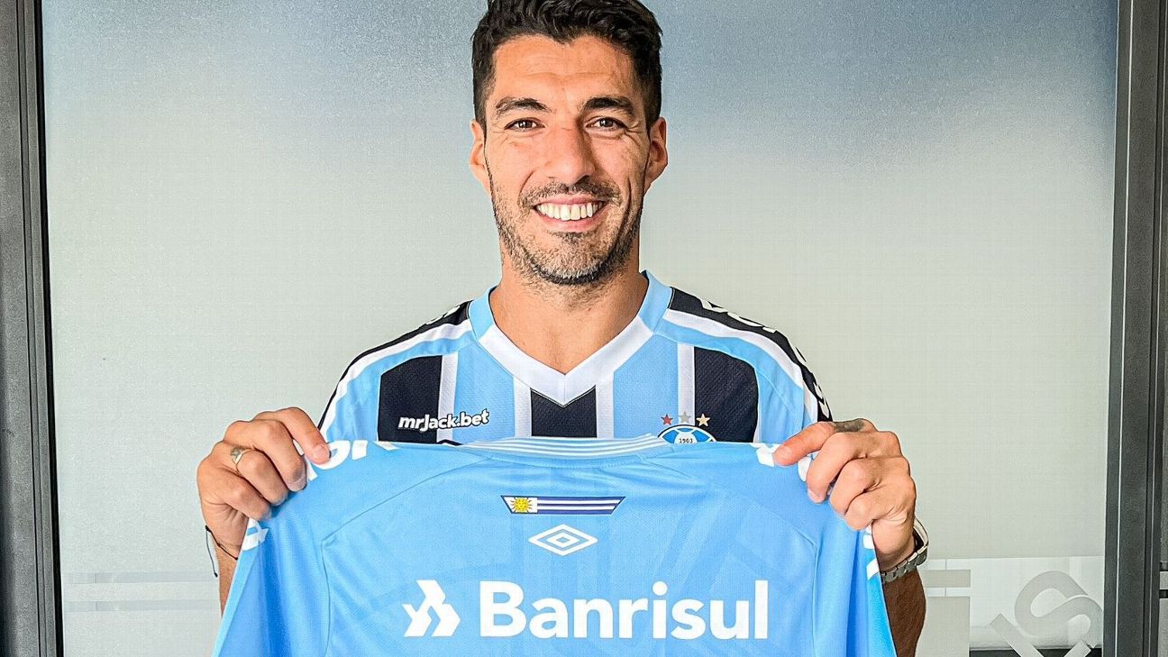 Suárez comemora acerto com o Grêmio e manda recado à torcida após ...