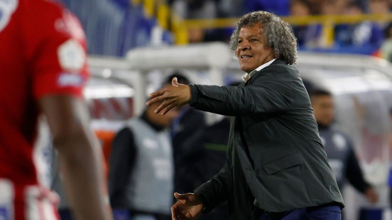 Alberto Gamero reafirmó el deseo de obtener la Liga y tocó el tema ...