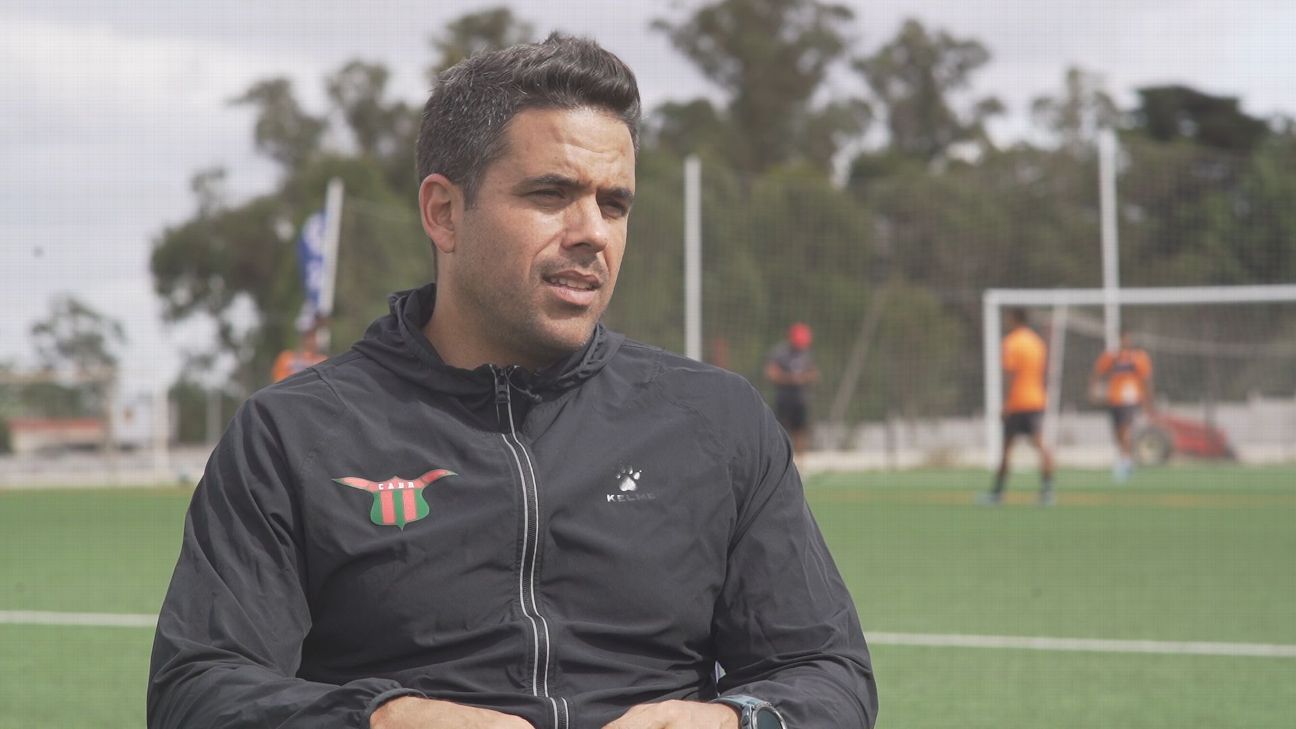 Daniel Farías: "Trabajar en el fútbol uruguayo indudablemente es un crecimiento, un paso ...