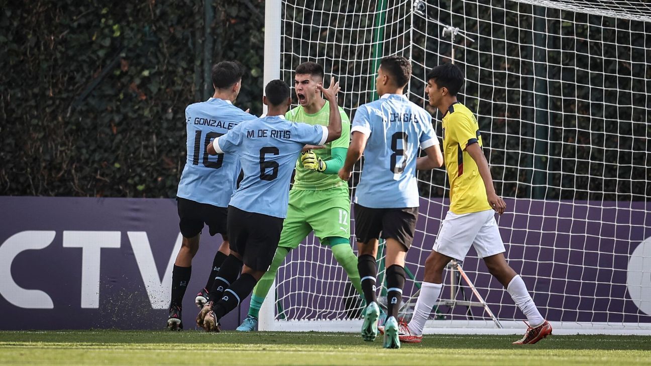Randall Rodríguez: su mejor atajada, el saludo de Luis Suárez y la ...
