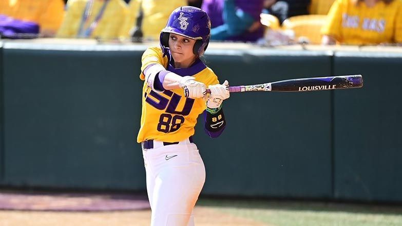Briggs' bat proves LSU's difference-maker to best Bears