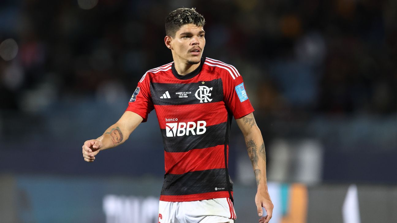 Novidade da seleção, Ayrton Lucas comemora: 'Nunca desistam dos seus ...