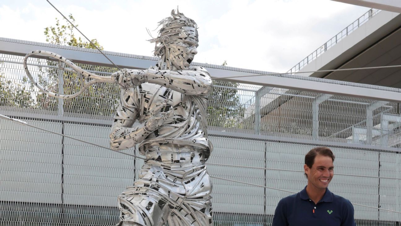 Roland Garros le regaló a Nadal una réplica de su estatua - ESPN