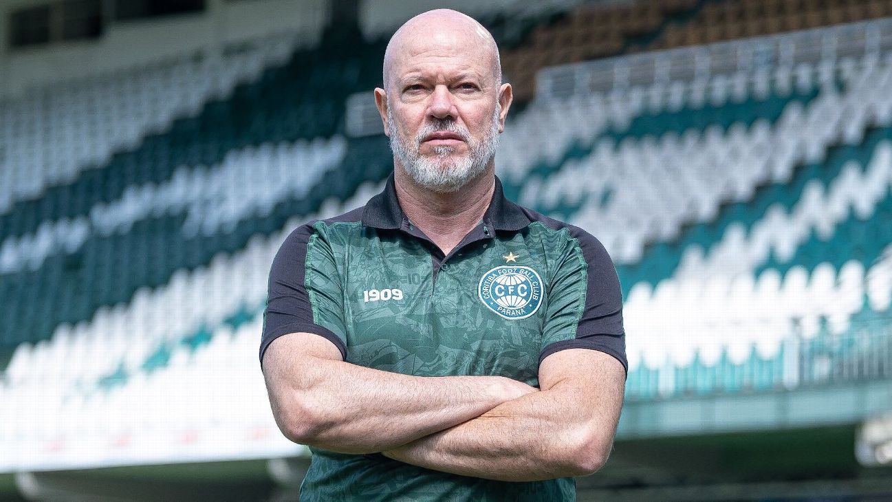 Antônio Carlos Zago abre o jogo sobre caso de racismo antes de estreia ...