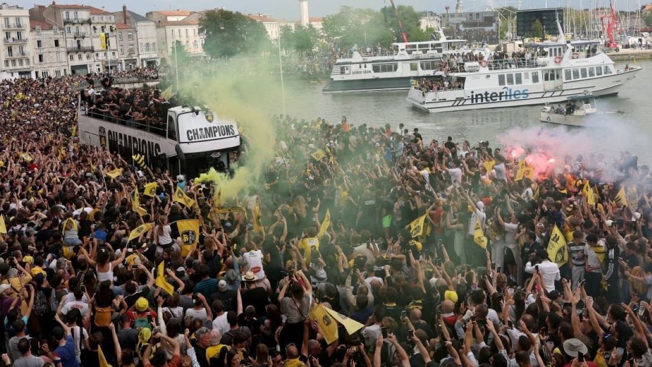 El espectacular recibimiento a La Rochelle tras el título - ESPN