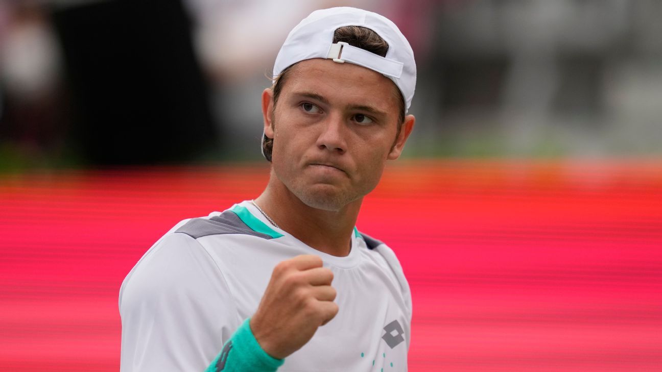 ¿Quién es Aleksandar Kovacevic, rival de Novak Djokovic en Roland ...