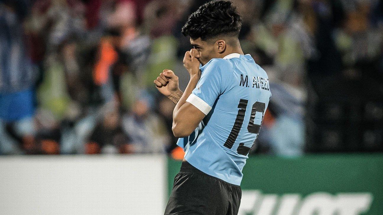 Matías Arezo marcó el primer gol de la era Bielsa en Uruguay - ESPN