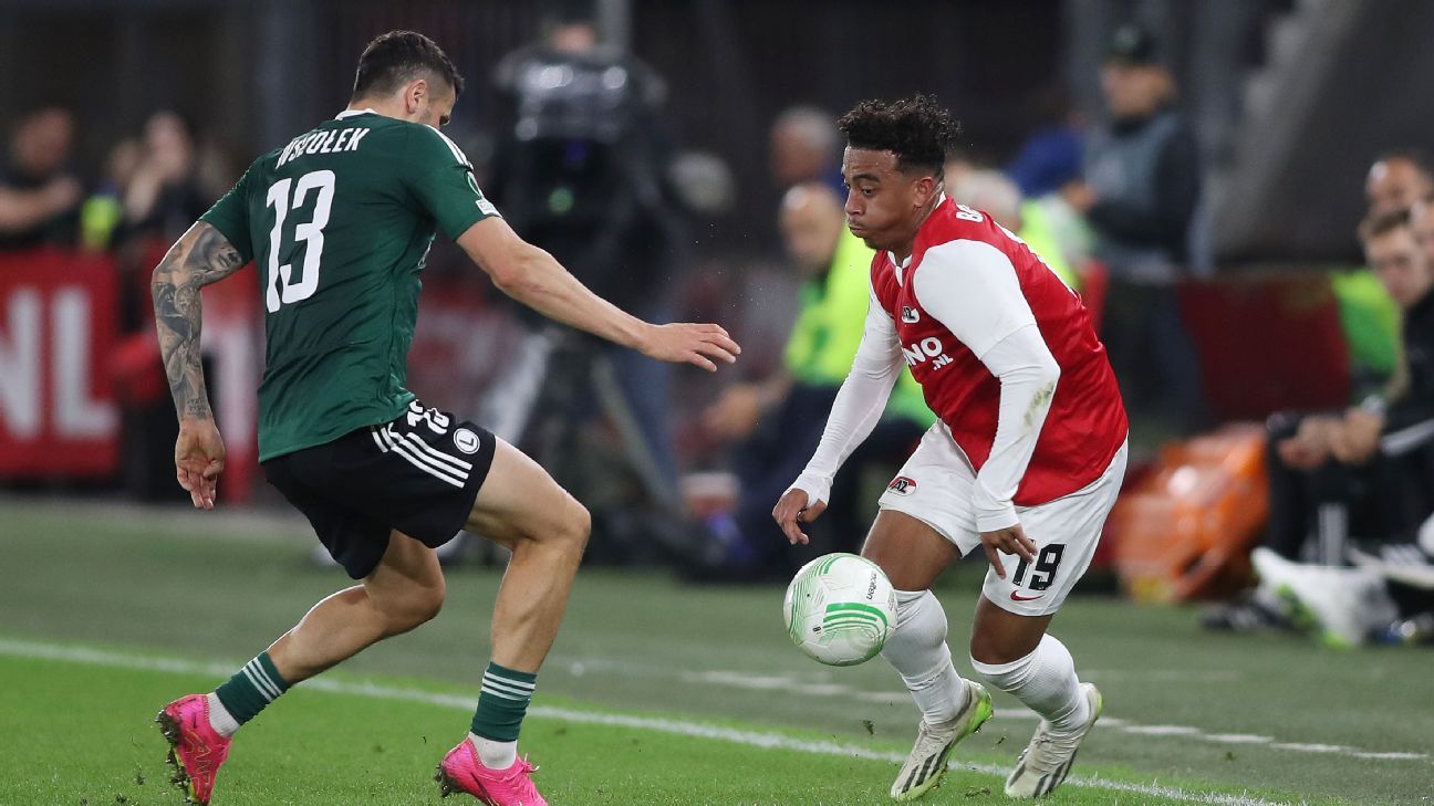 AZ-trio debuteert in selectie Jong Oranje - ESPN