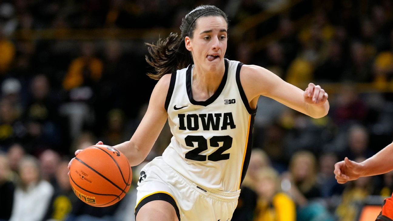 Iowa Guard Caitlin Clark Closing In On 3 000 Career Points Espn