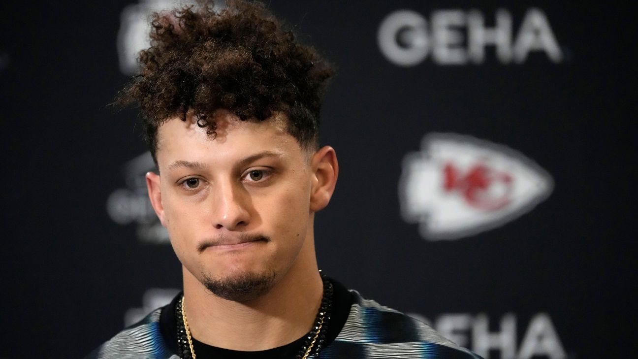 Patrick Mahomes acepta la sanción por criticar a los oficiales - ESPN