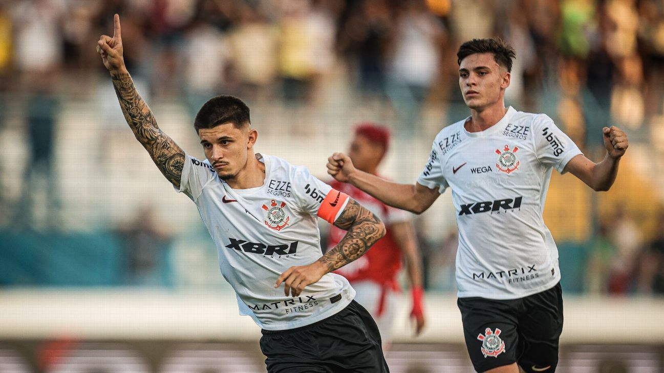Corinthians acerta empréstimos de laterais que estavam fora dos planos ...